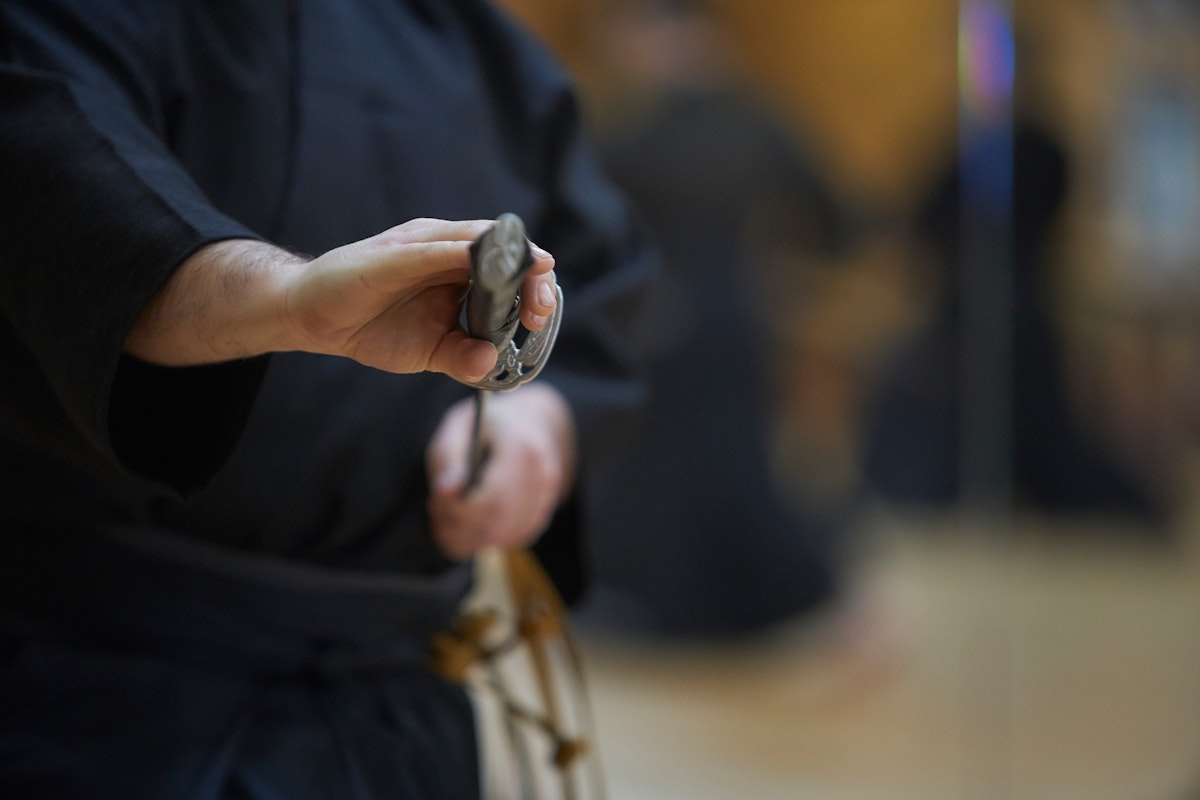 "Iai-do" Japanese Swordsmanship with real "Sward & Armor" collections ...