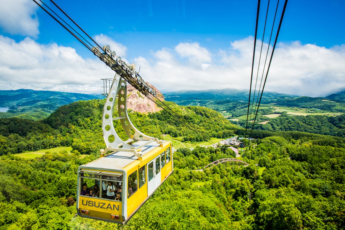 Usuzan Ropeway - Trip To Japan