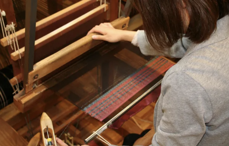 Japanese Traditional Hand Weaving Experience in Kagoshima - Trip To Japan