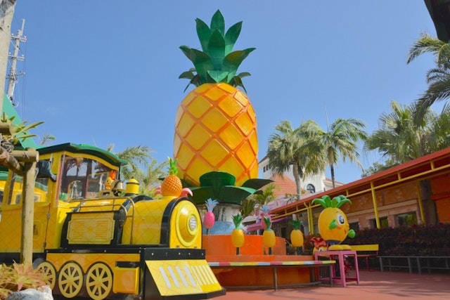 Nago Pineapple Park, Nago, Okinawa - Trip To Japan