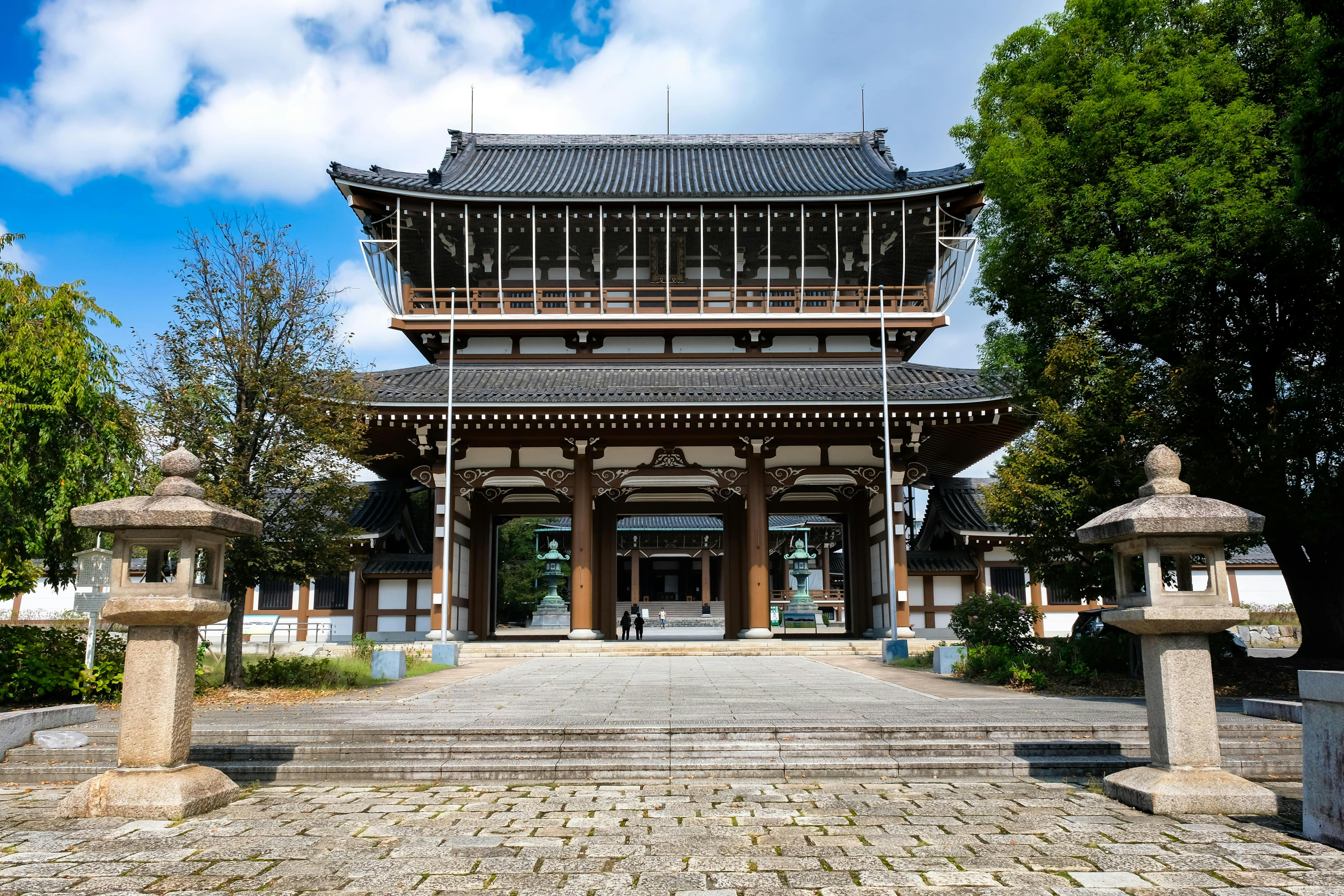 Higashi Betsuin Temple in Nagoya: History, Location & Tips - Trip To Japan