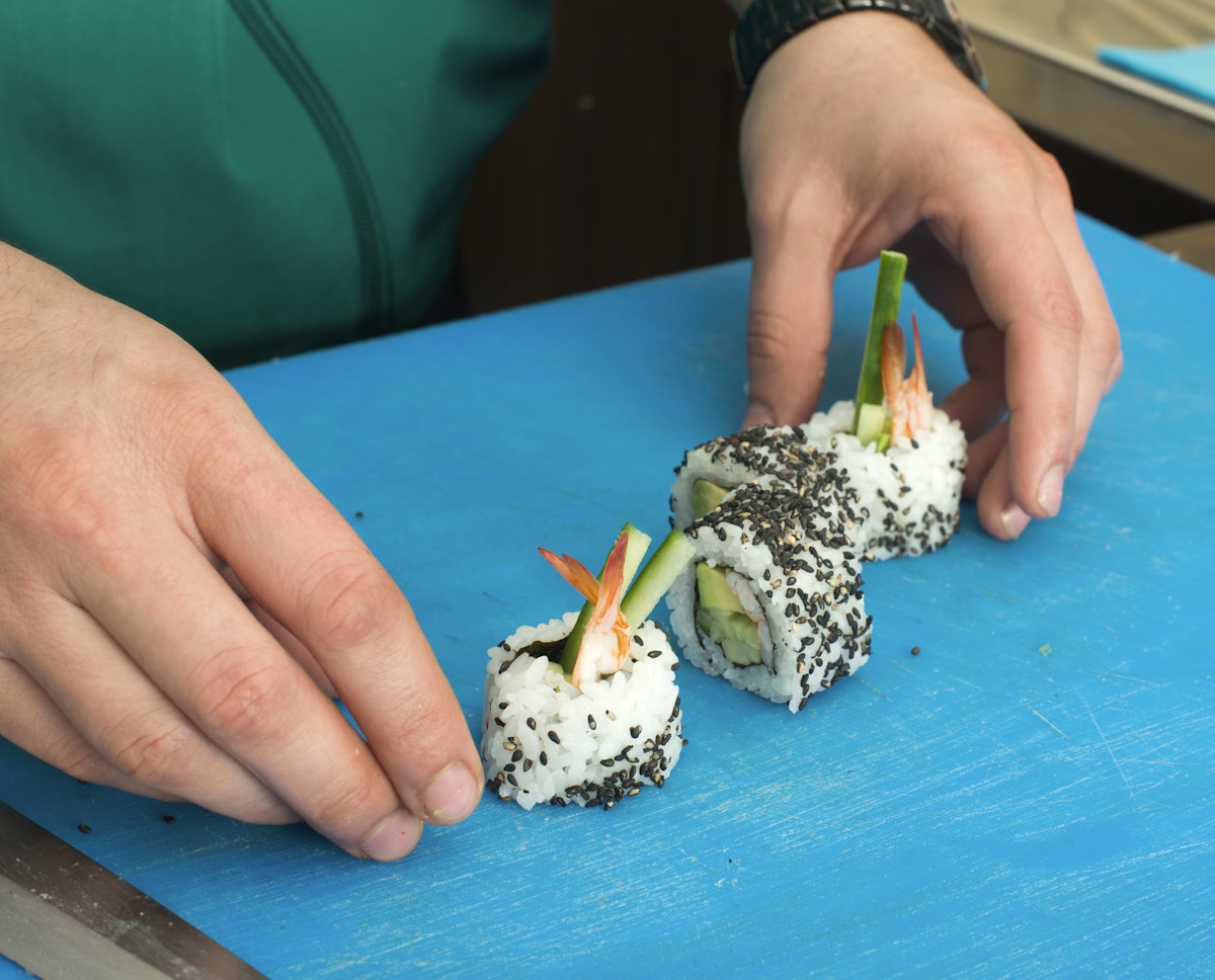 Authentic Sushi Making with a former Michelin sushi chef - Trip To Japan