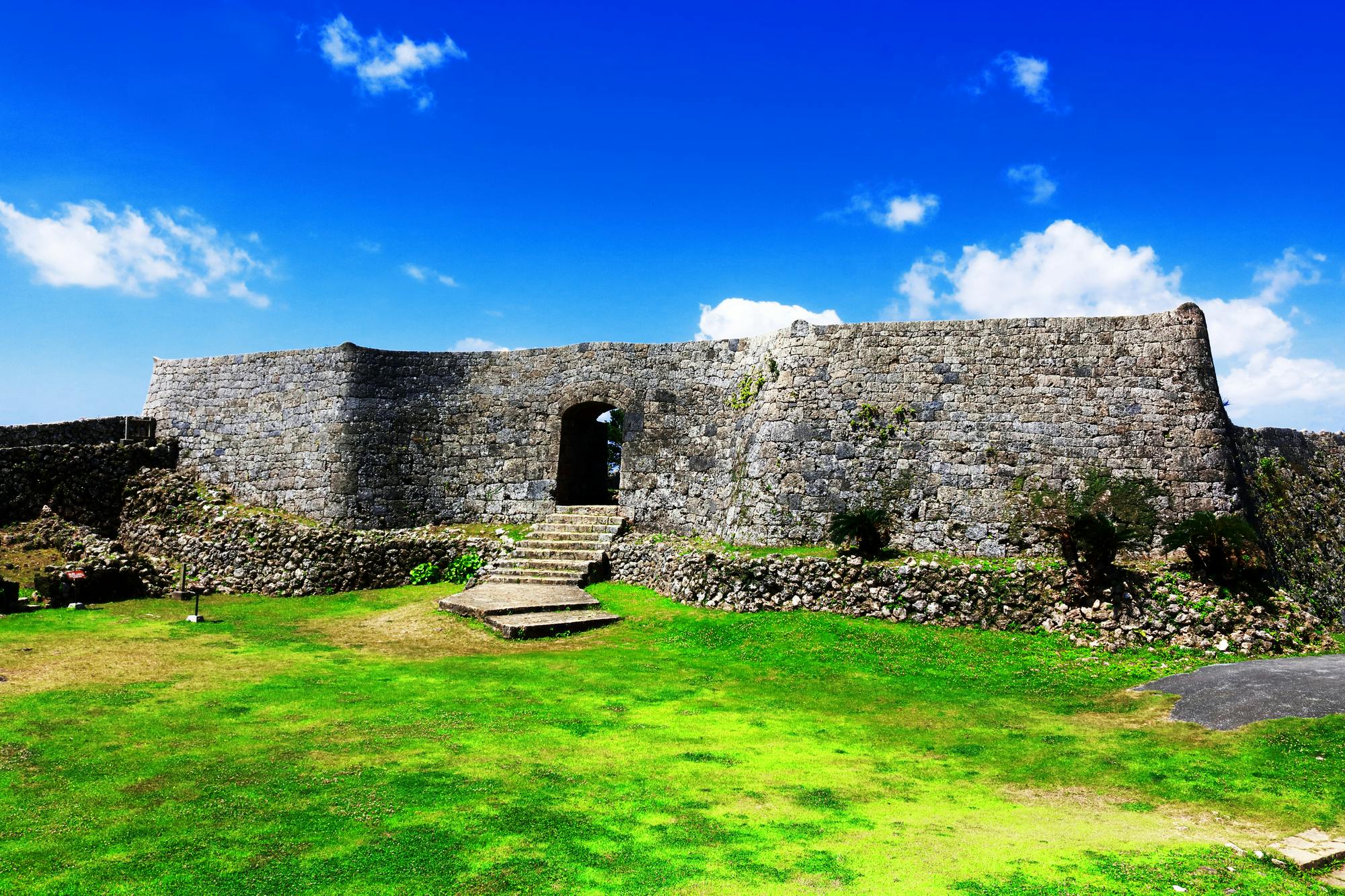 Top 10 Must-Visit Ruins in Japan for History Lovers - Trip To Japan