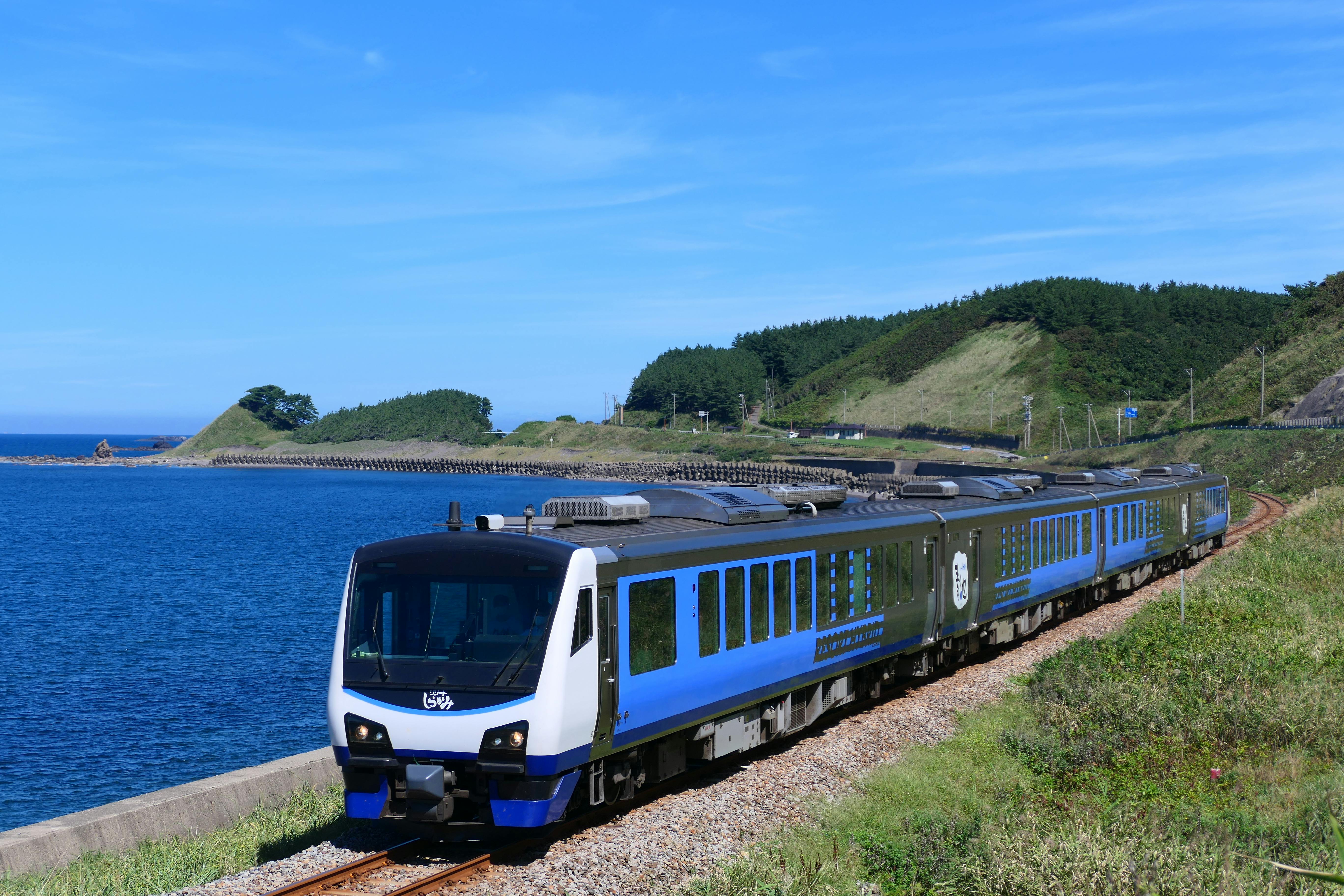 10 Most Scenic Train Routes in Japan - Trip To Japan