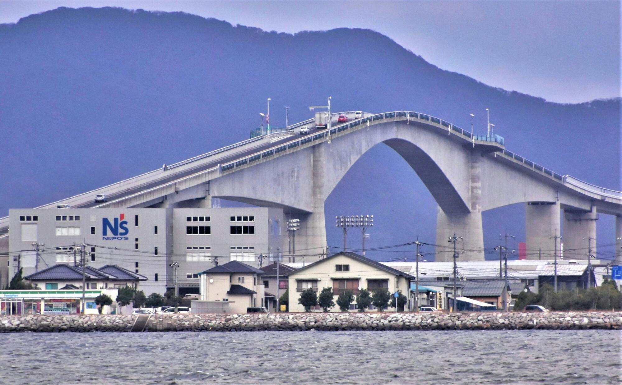 Eshima Ohashi Bridge in Tottori: Highlights, Access & Tips - Trip To Japan