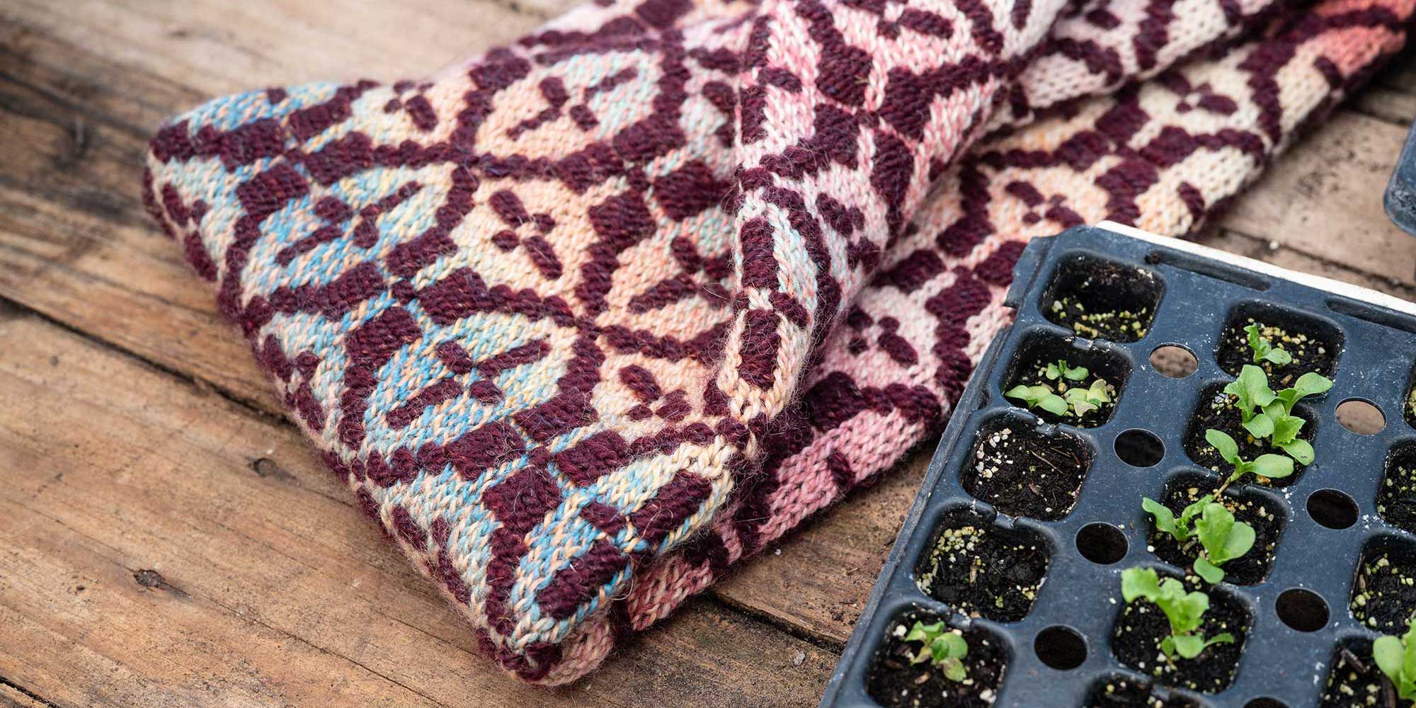 Clover Ridge Cowl Knit-Along | All KAL Information | Farm & Fiber Knits