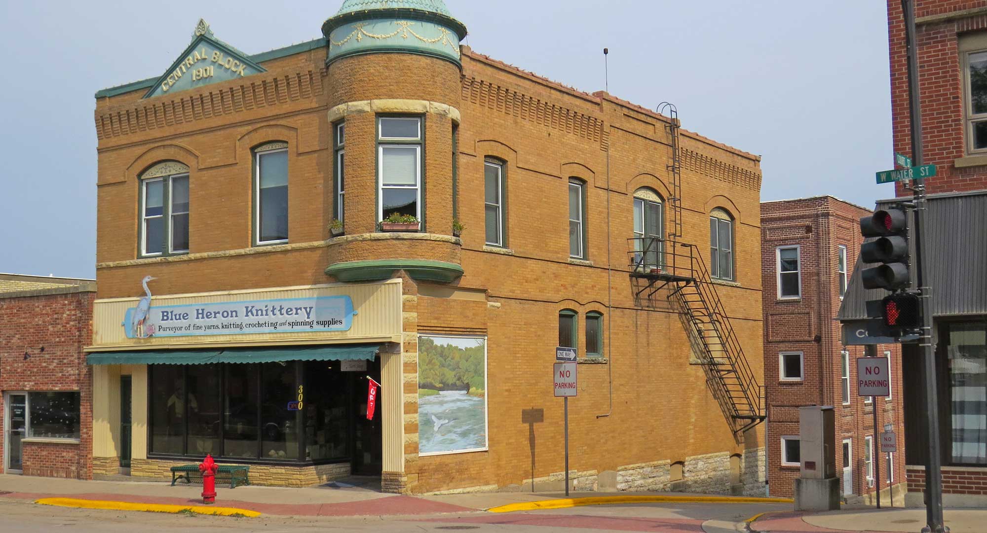 Yarn Crawl: Blue Heron Knittery and Iowa’s Norwegian Roots | Farm ...