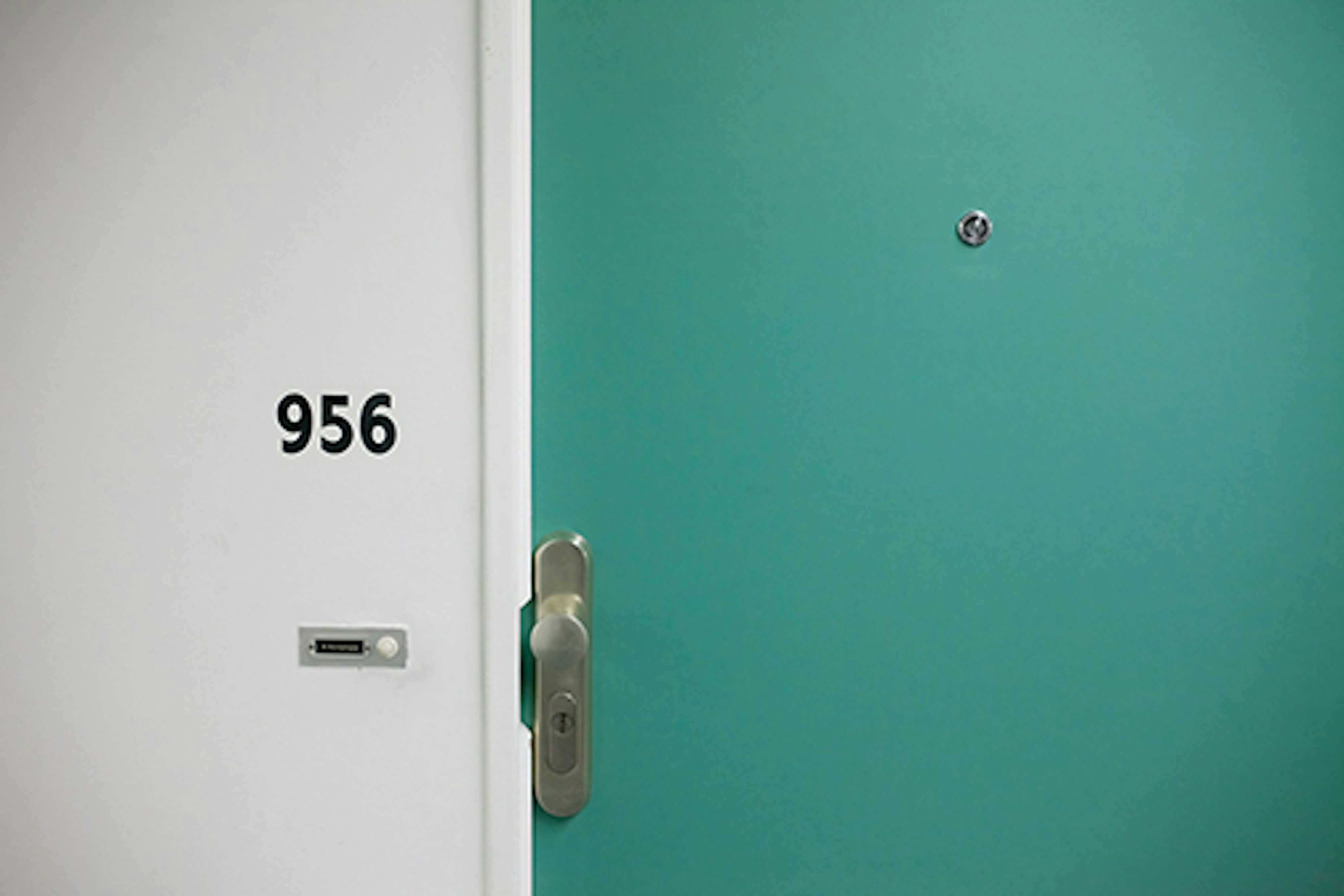 Peephole Camera: Features and Installation | Cove Security