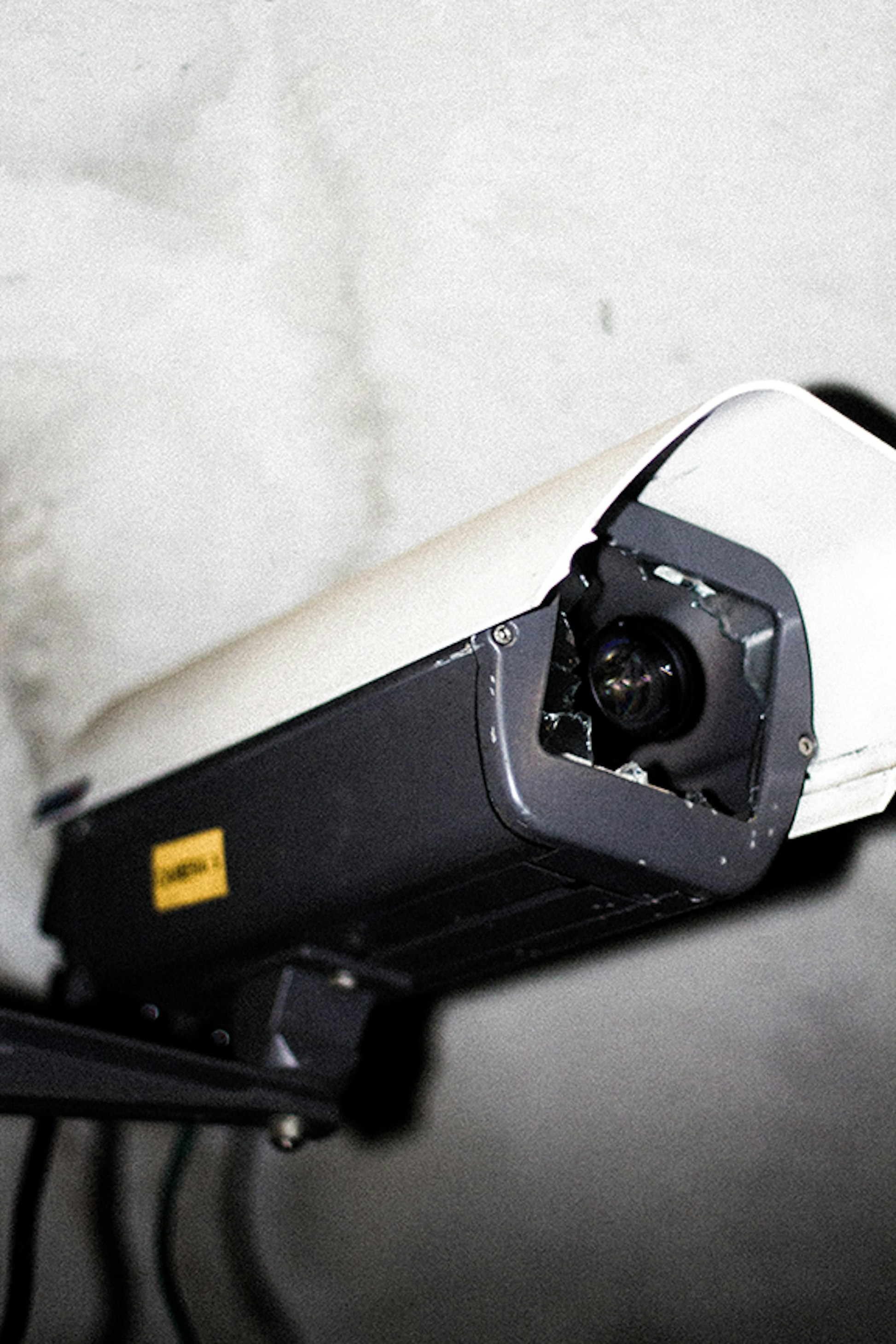 Pros and Cons of Cellular Security Cameras