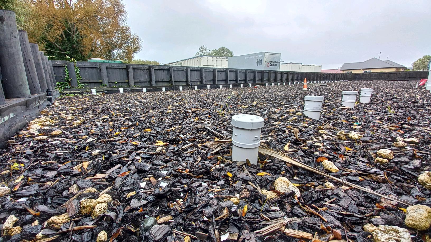 How is wastewater odour controlled with natural bark?