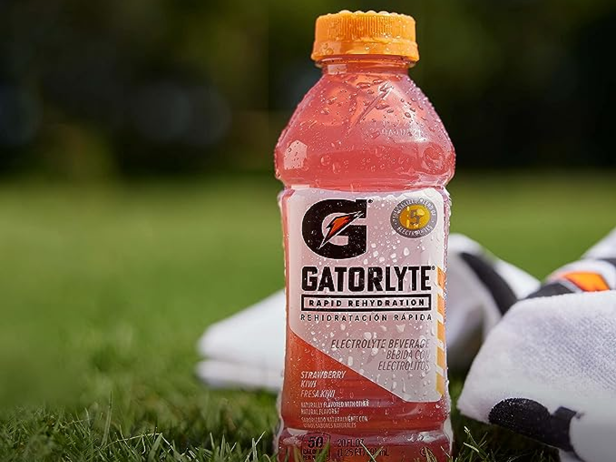 Gatorlyte Strawberry Kiwi Bottle Ready to drink (20 oz) | Gatorade ...