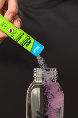 Fast Twitch Powder Sticks Glacier Freeze | Gatorade Official Site