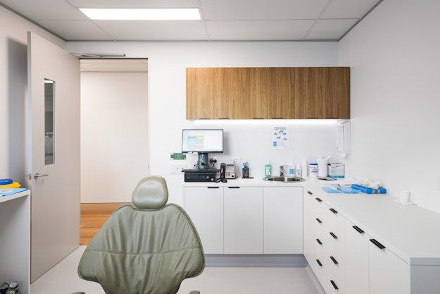 Dr Anthony Crombie Dental Surgery | Apollo Property