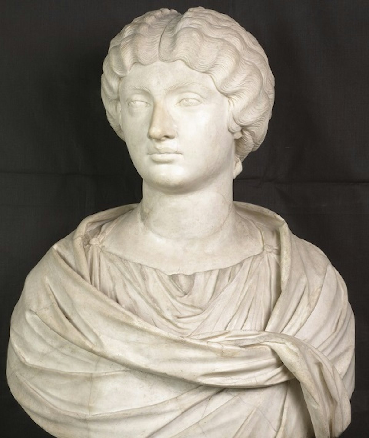 Portrait of Faustina the Younger | Uffizi Galleries
