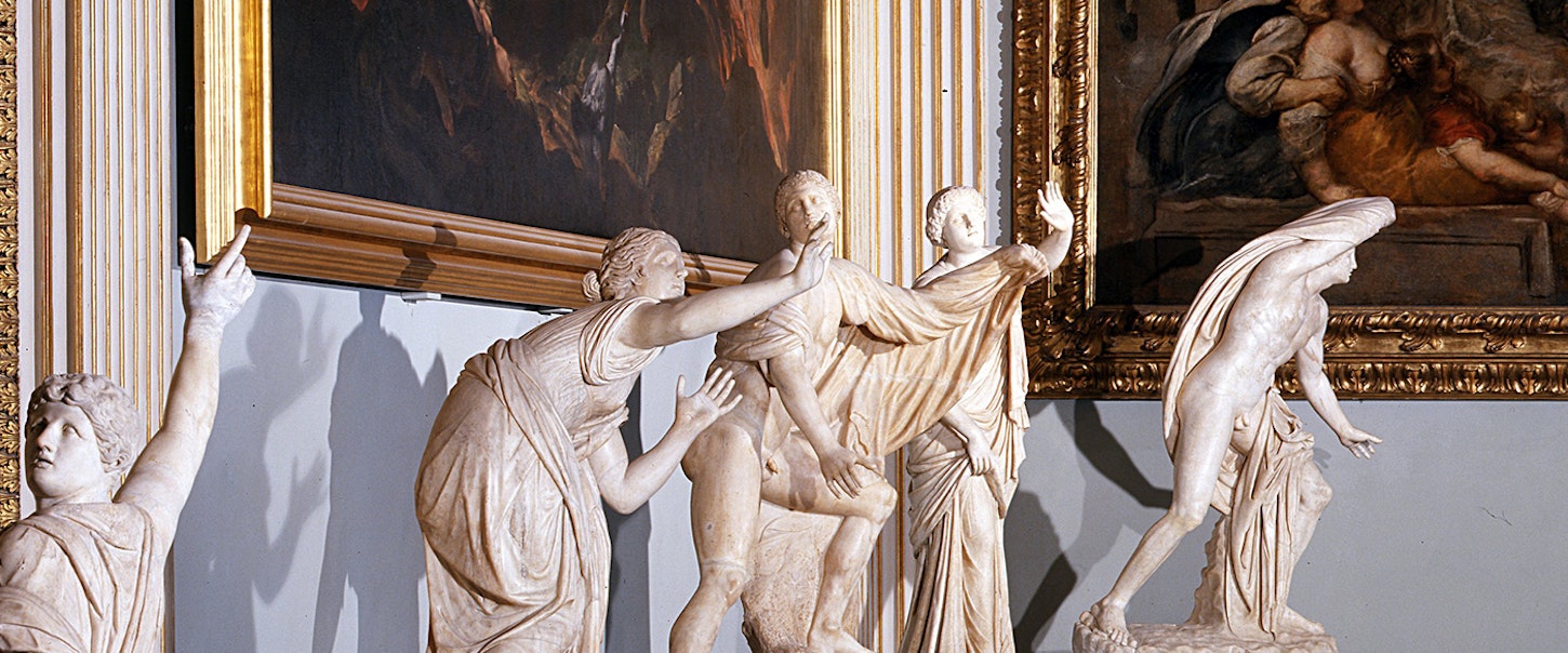 The Niobe room at the Uffizi | Uffizi Galleries