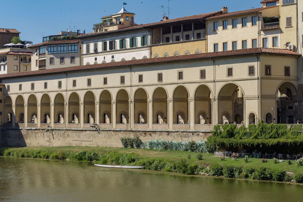 Rules for accessing the Vasari Corridor | Uffizi Galleries