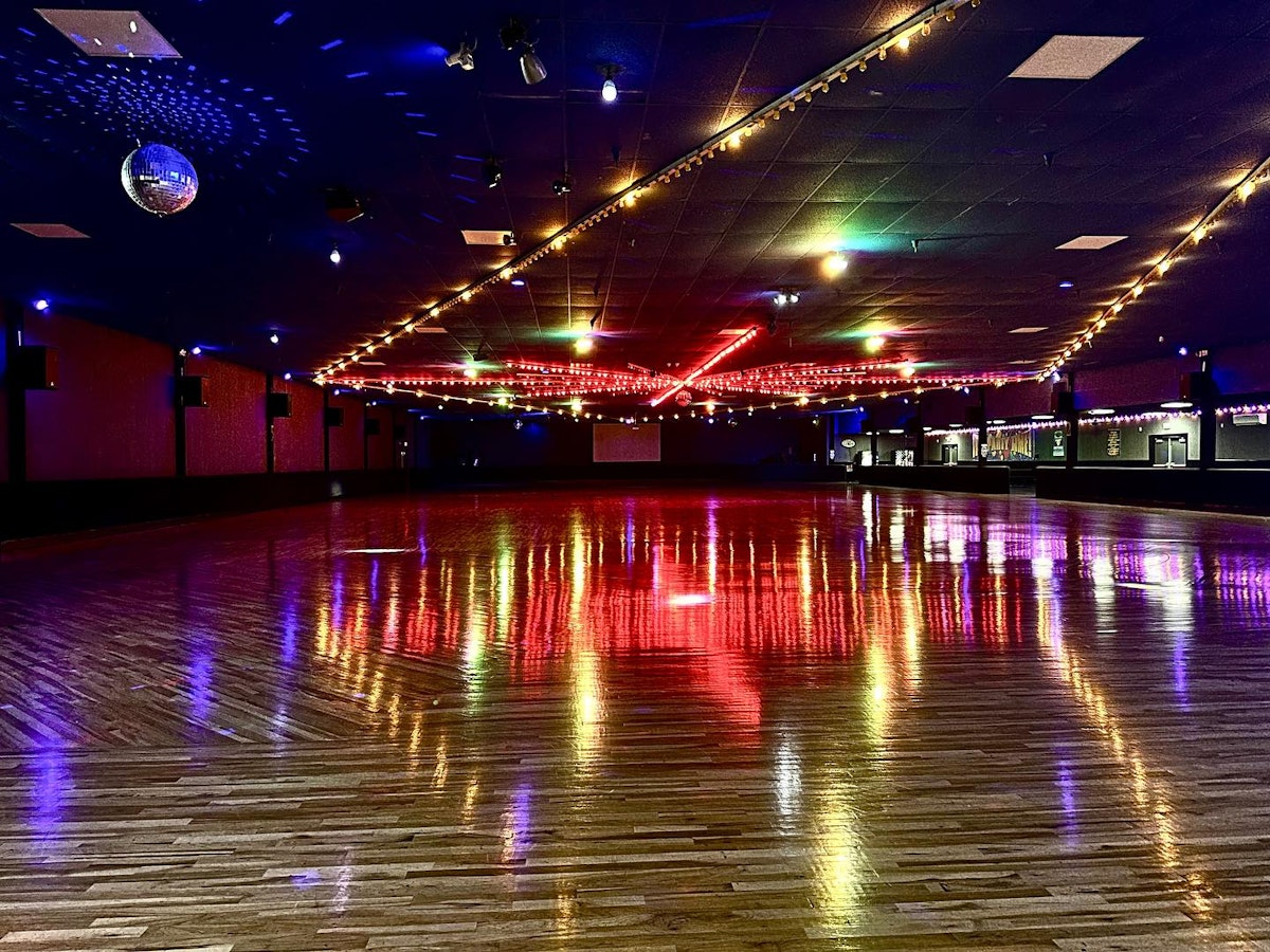 Cal Skate GT - California Skate Rink and Venue - DubSkate