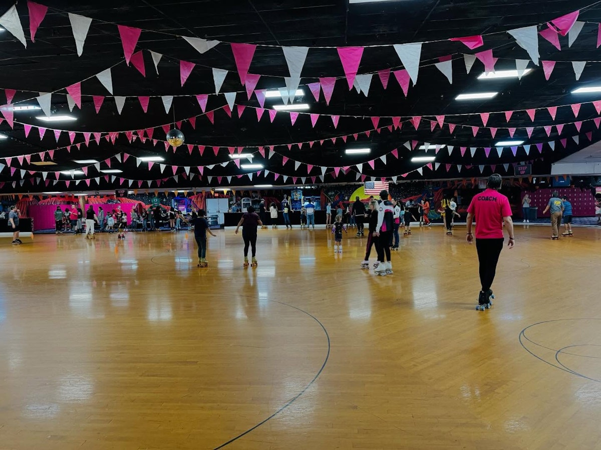 Astro Skate of Orlando - Florida Skate Rink and Venue - DubSkate