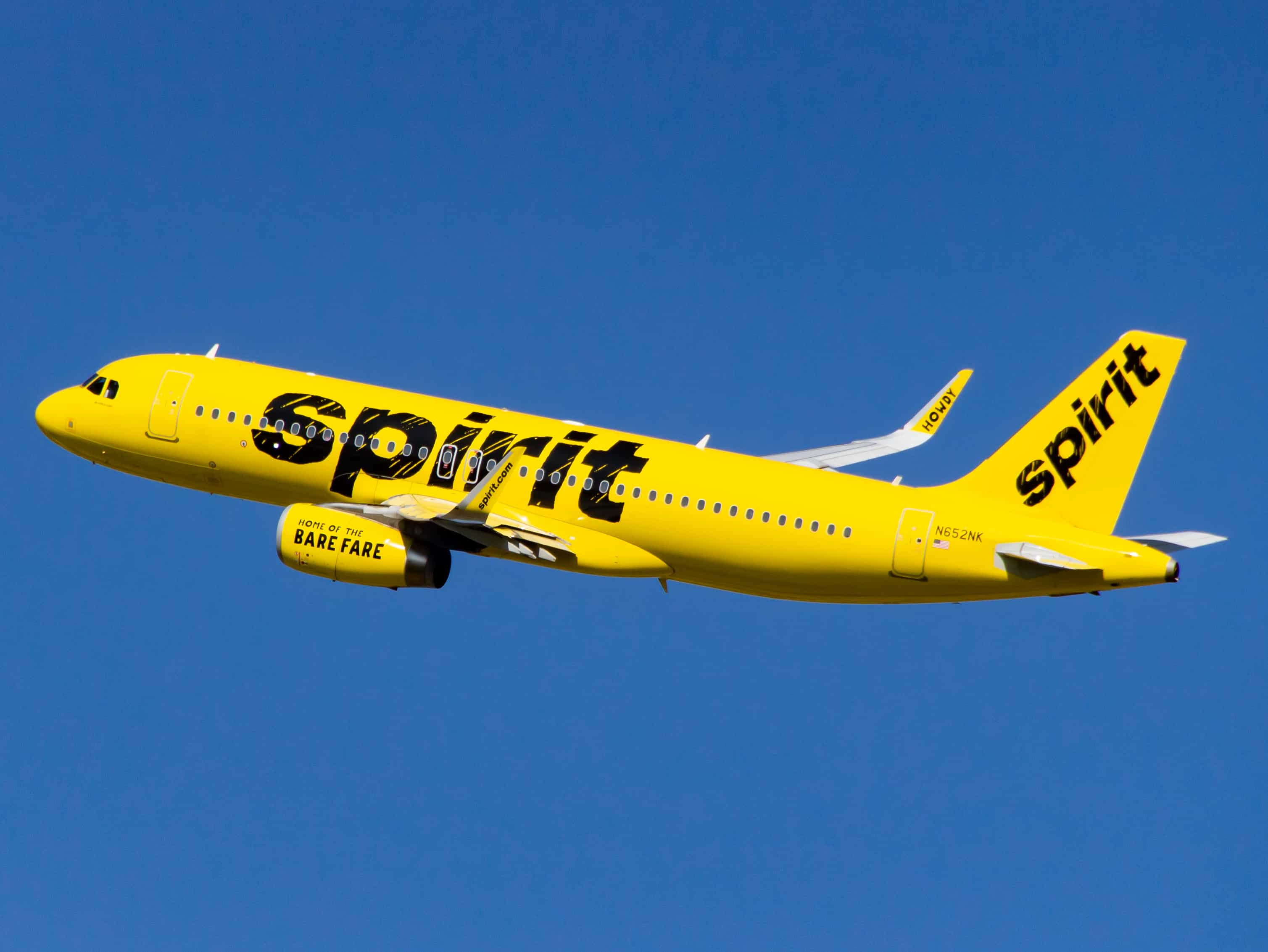 Airbus A320-200 vs Airbus A321-200 Comparison | WebFlite