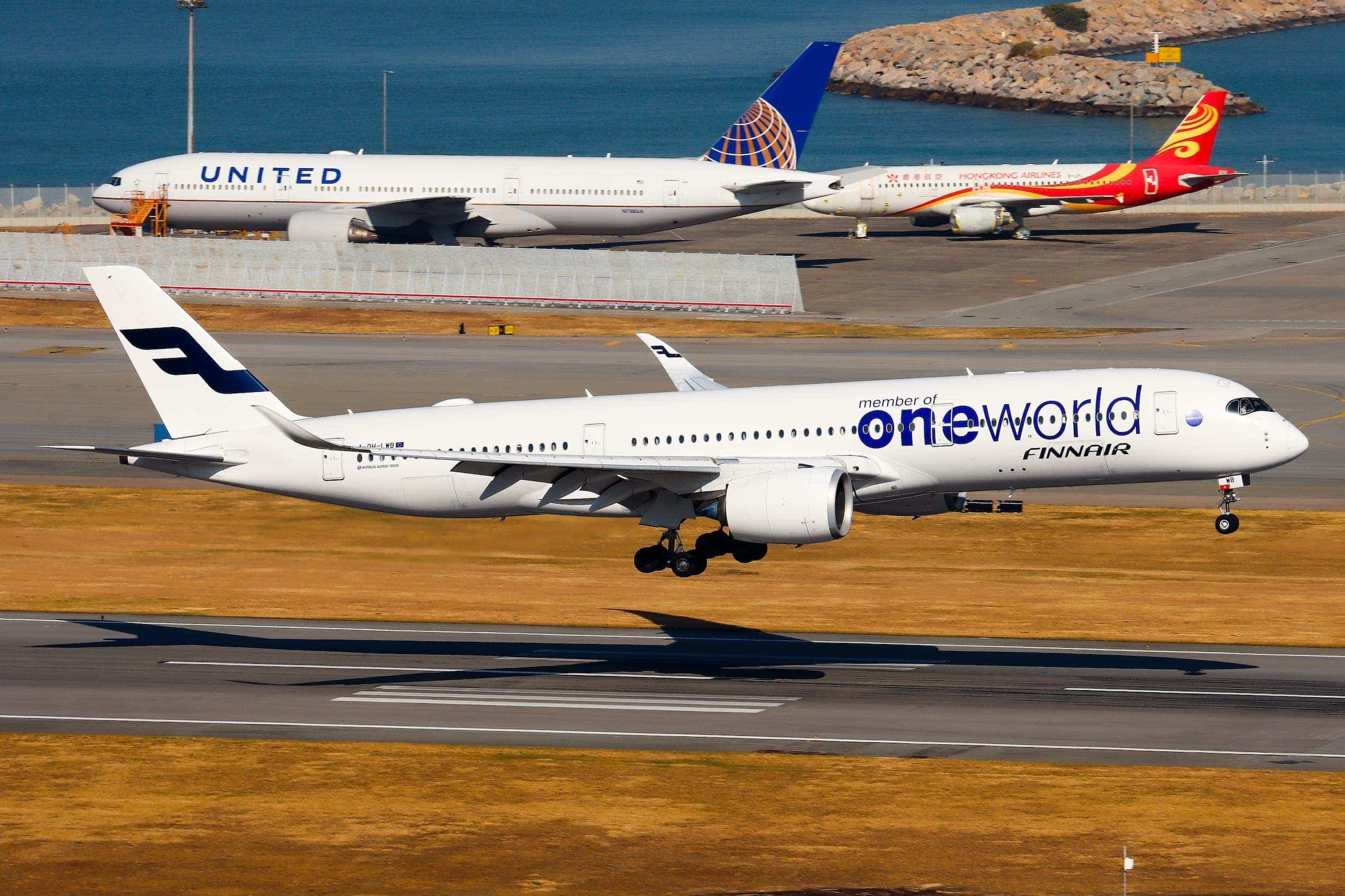Airbus A350-900 vs Airbus A380-800 Comparison | WebFlite