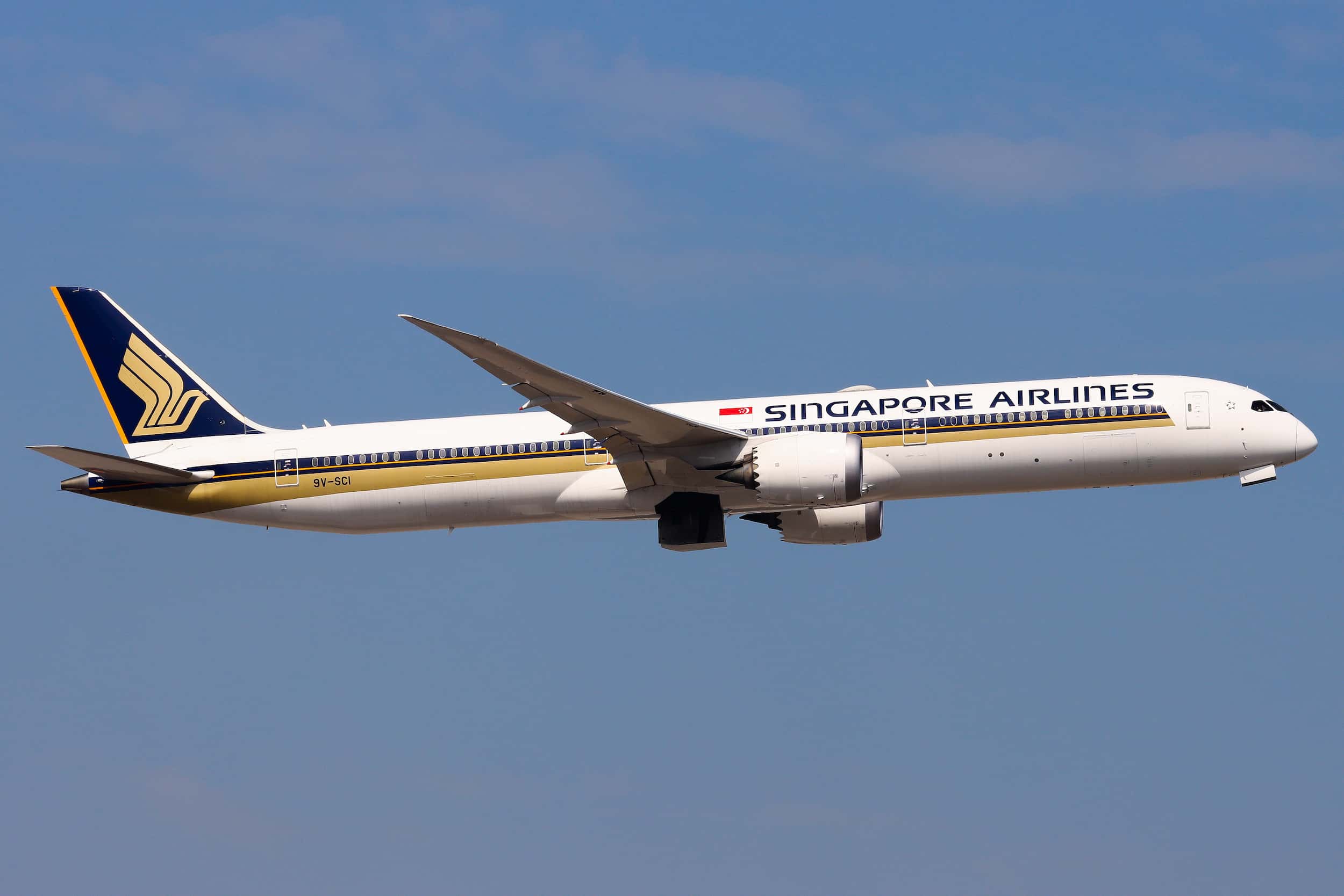 Boeing 787-10 vs Airbus A350-1000 Comparison | WebFlite