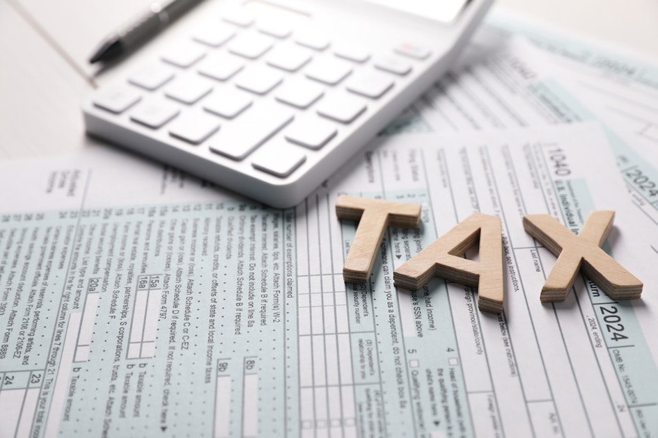 Five Pathways Financial | 10 Considerations for Year-End Tax Planning