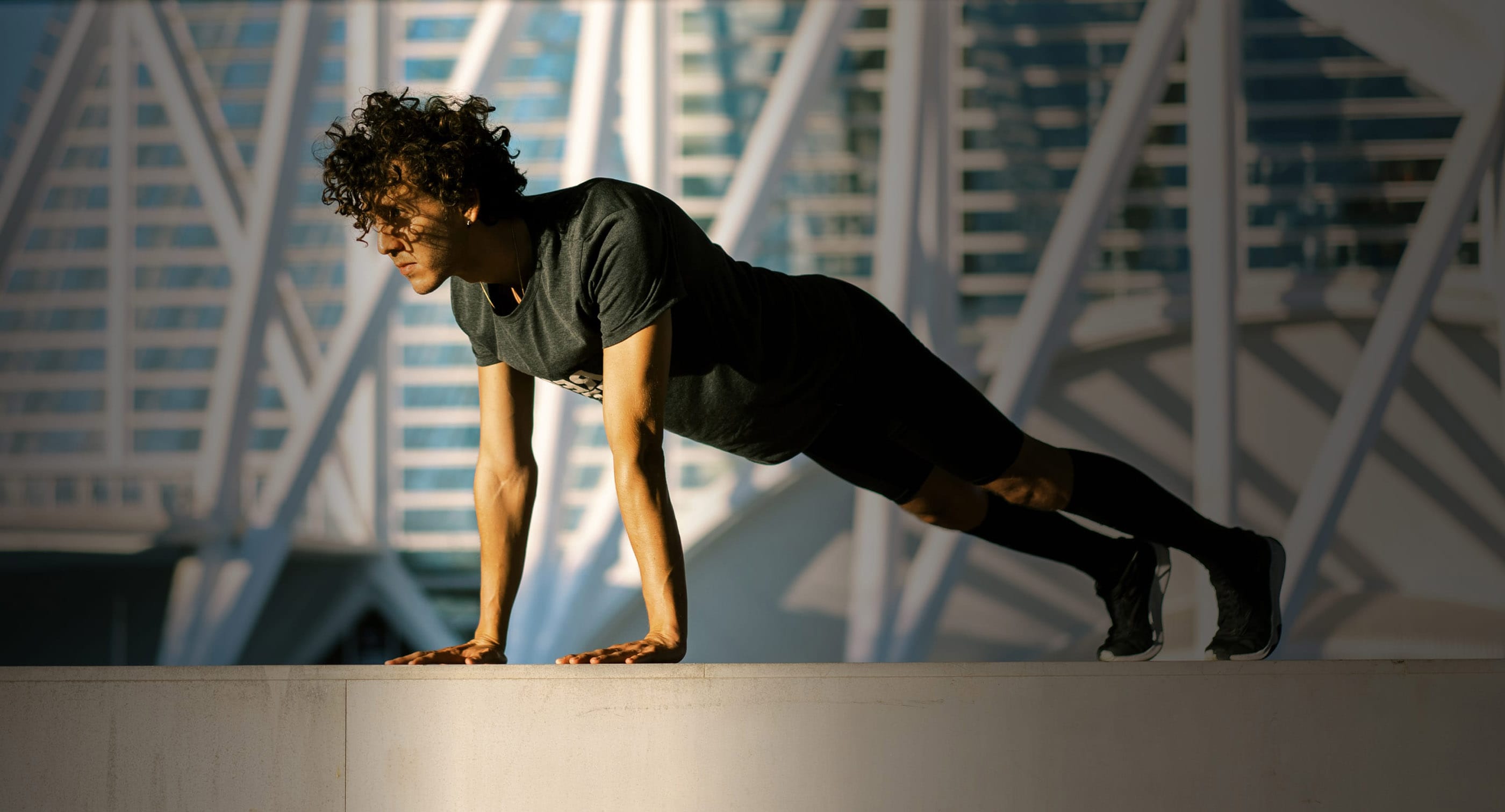 Hand, Wrist, & Shoulder Specialist Chicago | Hand to Shoulder Associates