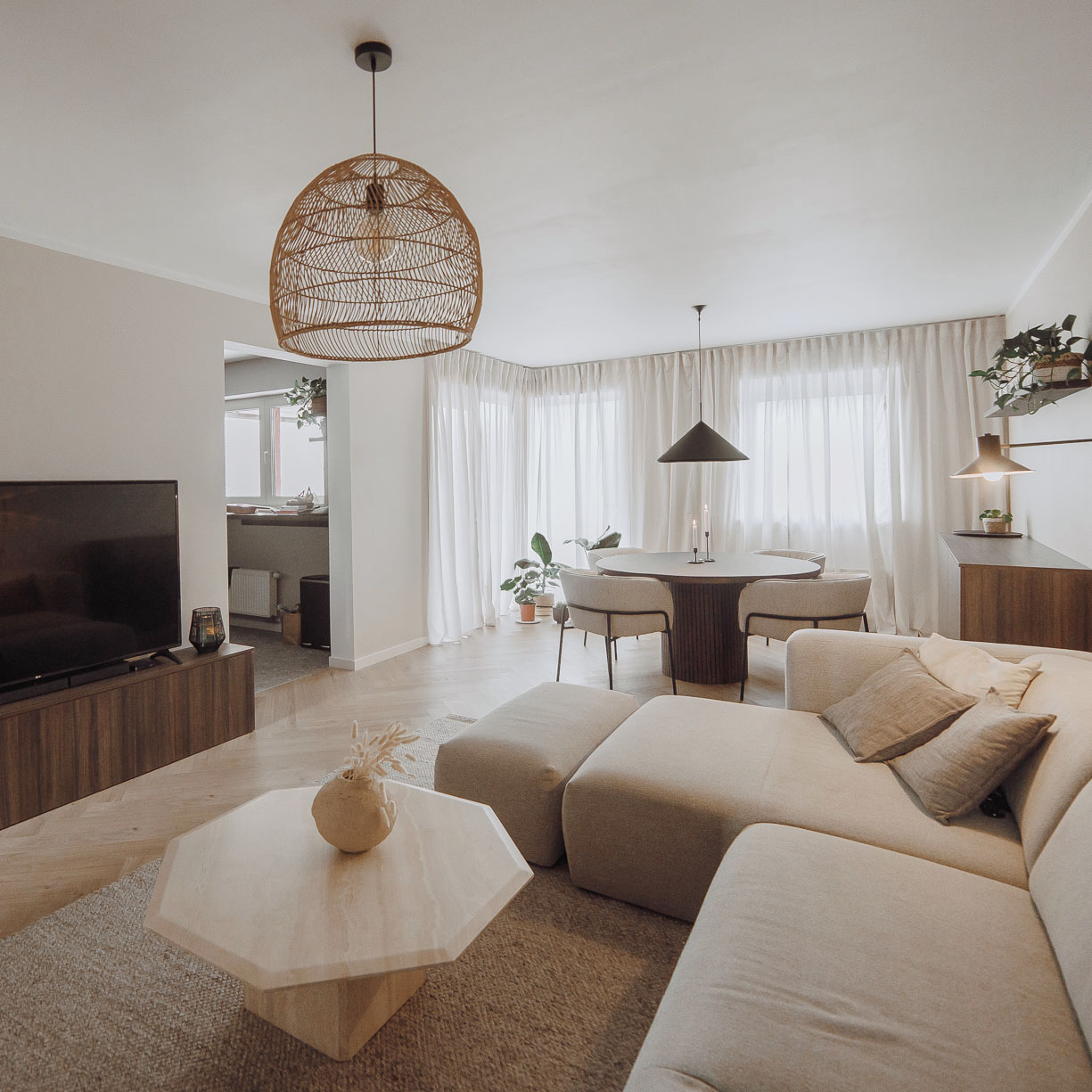 Le cinéaste Victorien Loriers choisit Floorify | Floorify