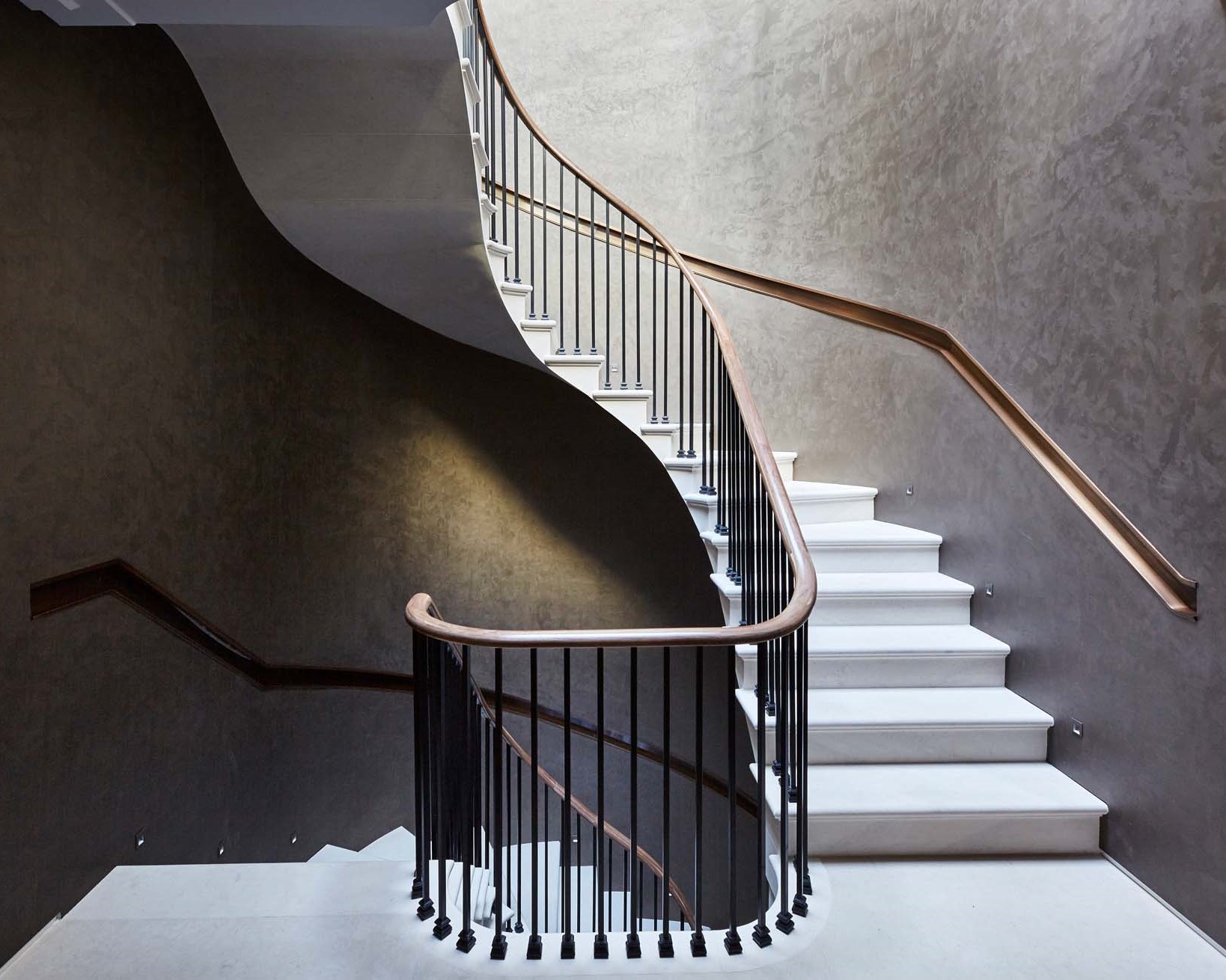 Cantilevered Staircases | A&M