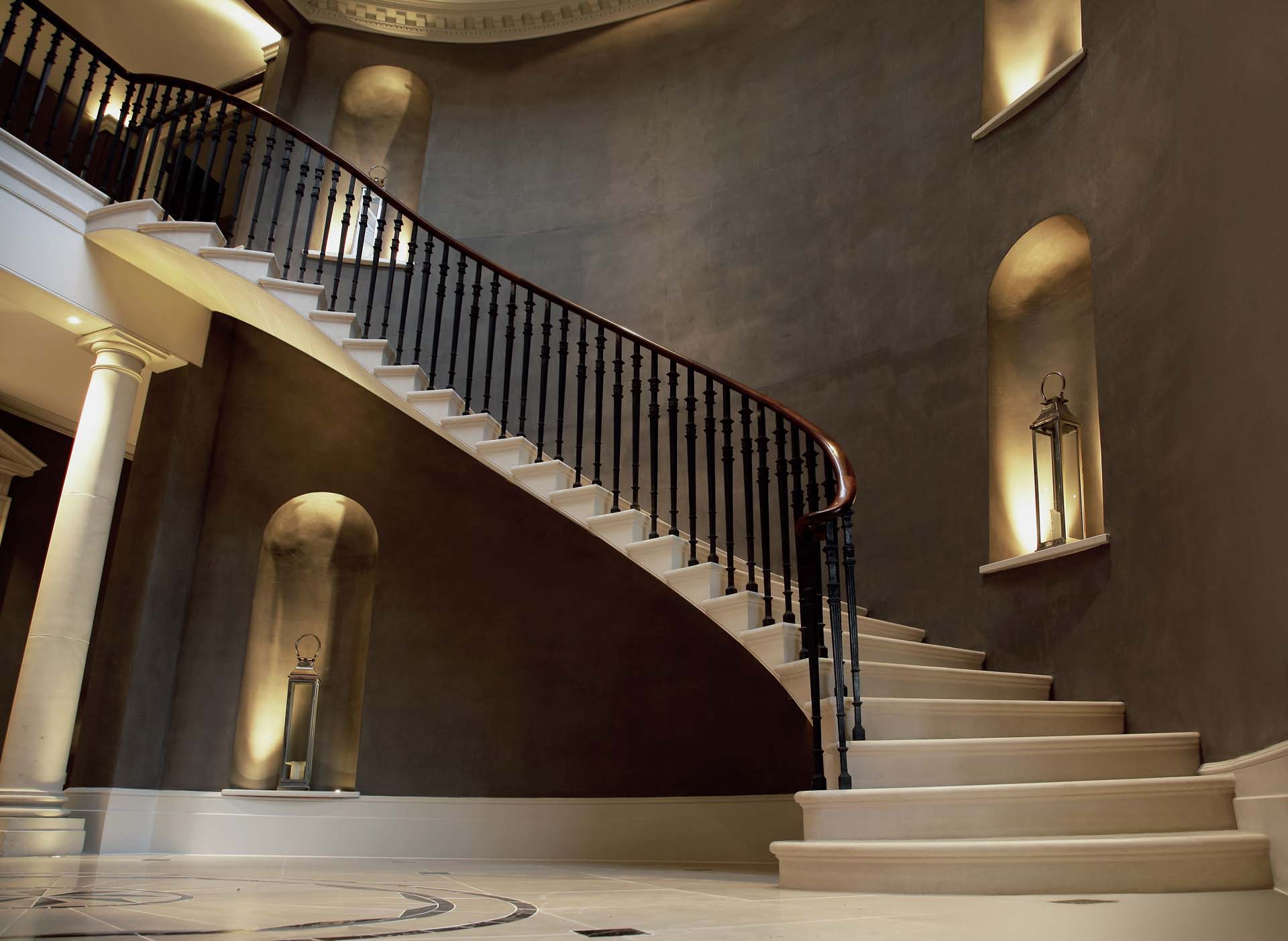 Cantilevered Staircases | A&M