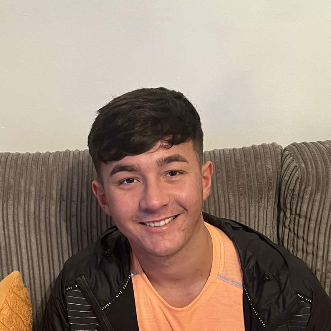 Meet Aaron, Customer Service Apprentice