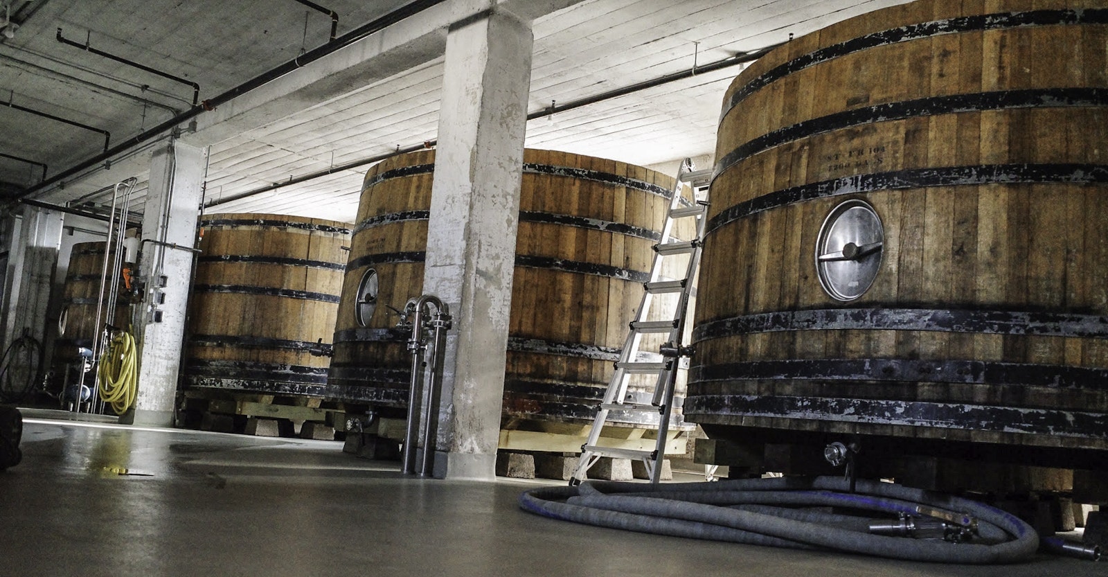 Case Study: Black Frost and the Pursuit of “Rum Oil” | Spirits & Distilling