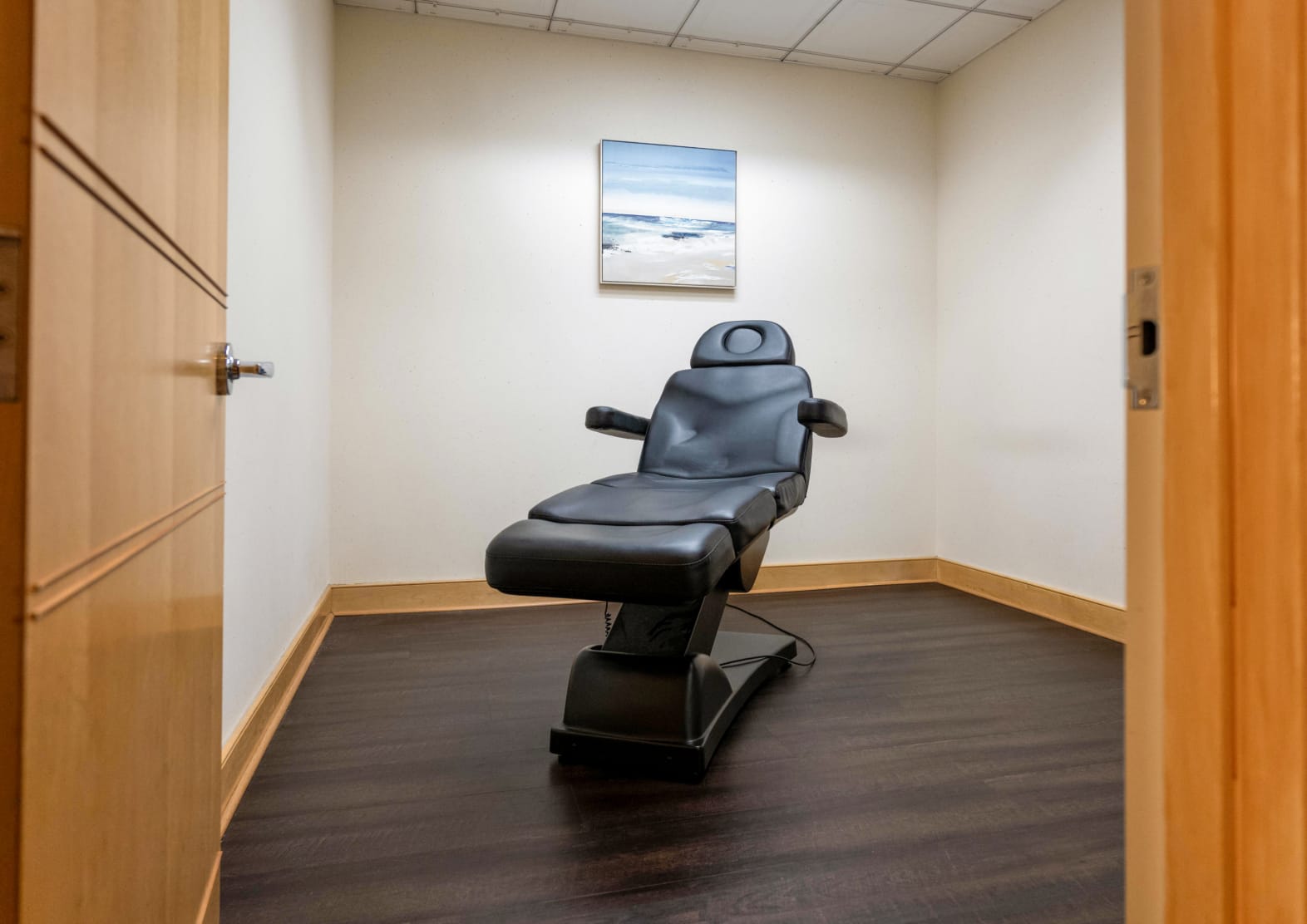 Our Surgical Center | Dr. Douglas Forman