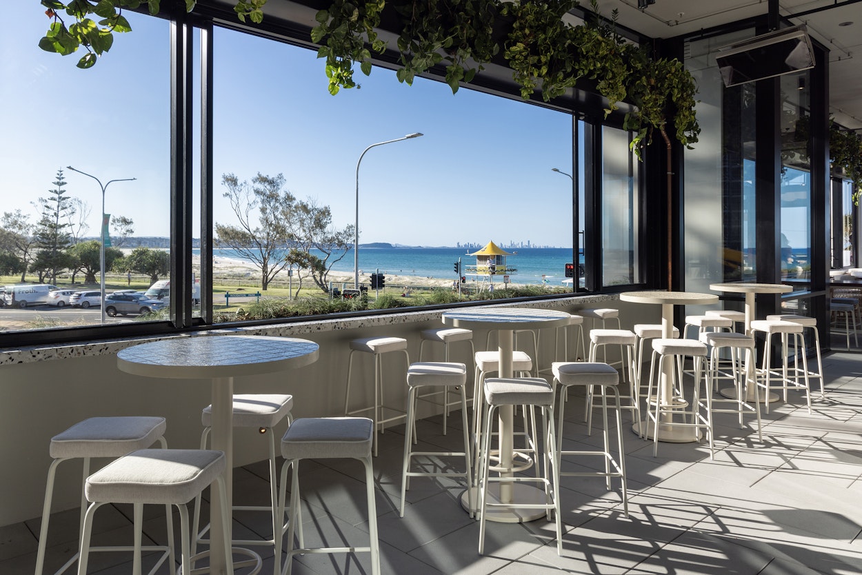 Home | Kirra Beach House