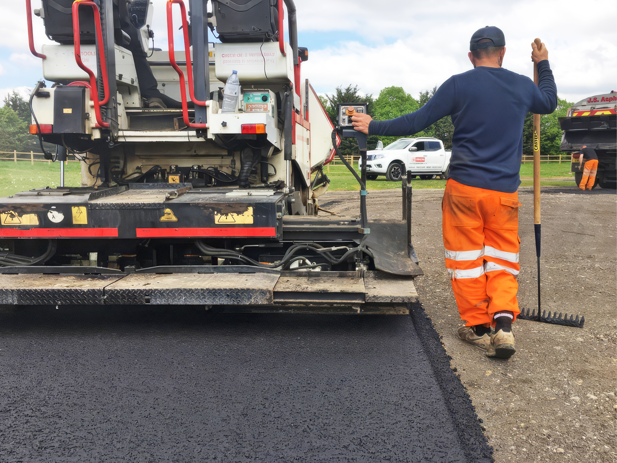 Tarmac Surfacing in Leighton Buzzard - All Surfacing
