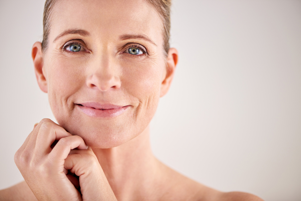 How Aging, Pregnancy & Weight Changes Alter Breast Position | Blog ...