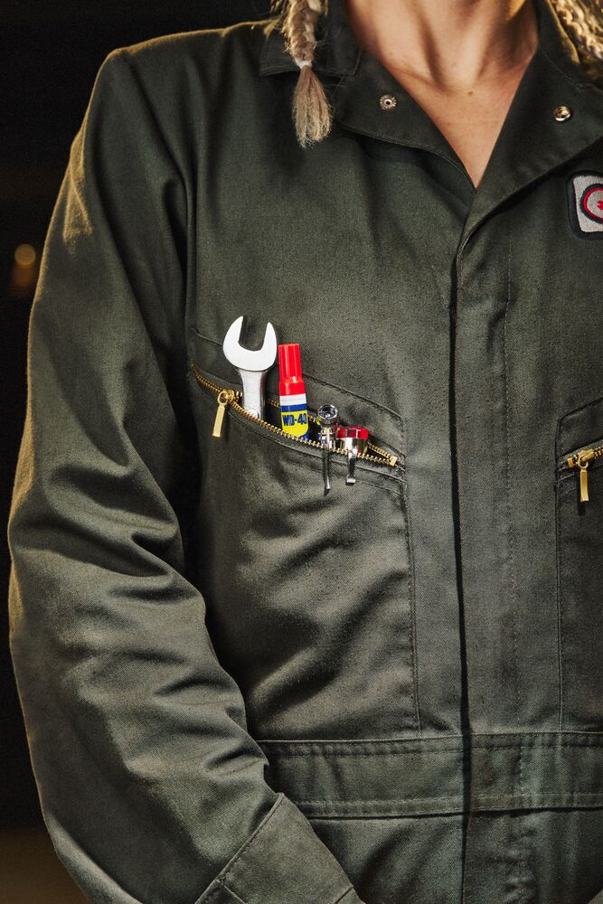 Tackle tight spaces on-the-go | WD-40® Precision Pen | WD-40