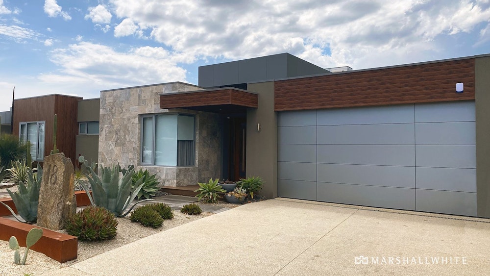 18 Sovereign Point, Safety Beach, VIC | Marshall White