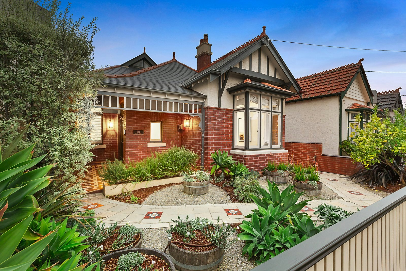 Kaine Lanyon | Estate Agent Port Phillip | Marshall White
