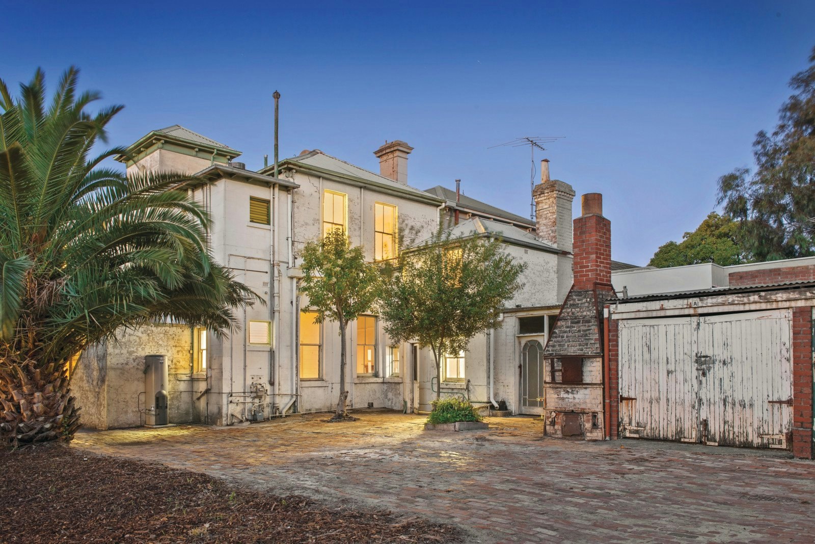9 Isabella Grove, Hawthorn, VIC | Marshall White