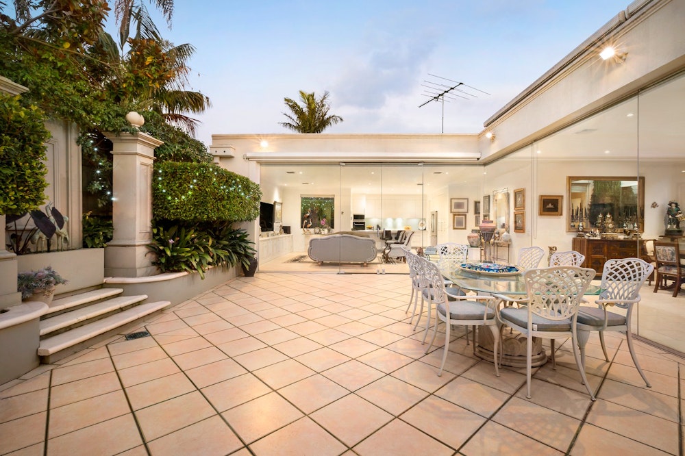 2 St James Mews, Brighton, 3186 | Marshall White