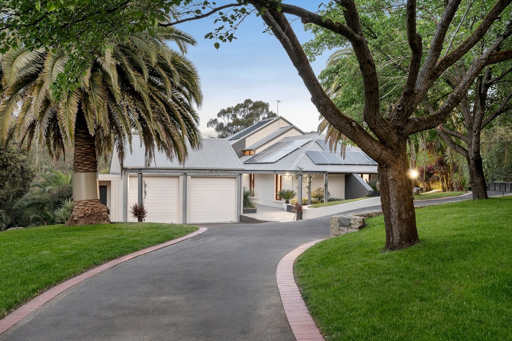 7 Villanova Court, Park Orchards, 3114 | Marshall White