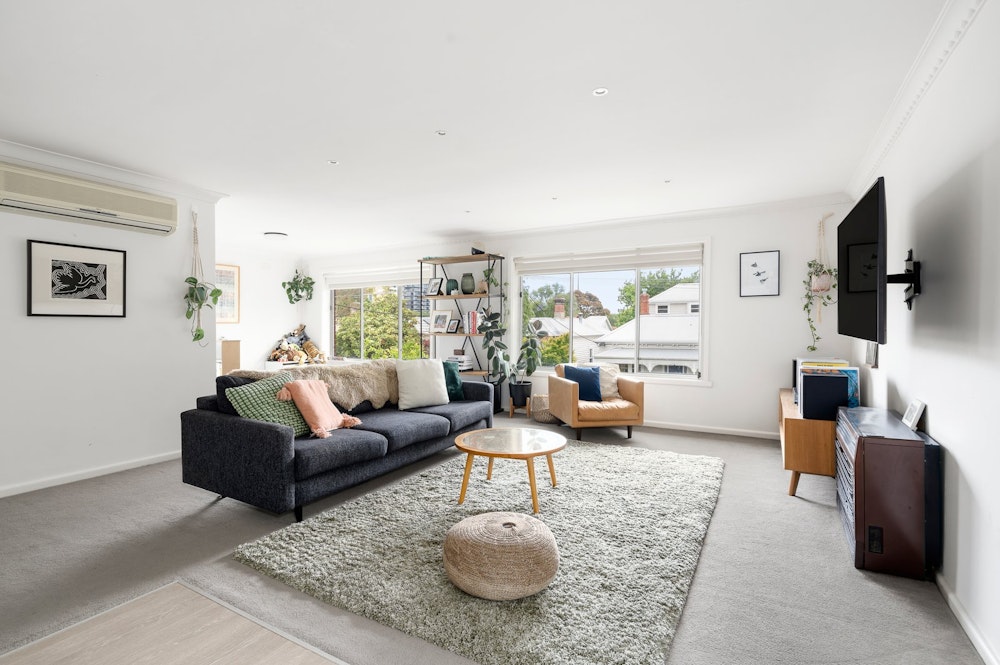 2/9 Stanley Avenue, Hawthorn East, 3123 | Marshall White