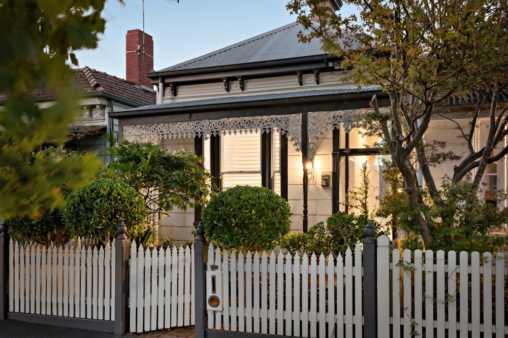 27 Hambleton Street, Albert Park, 3206 | Marshall White