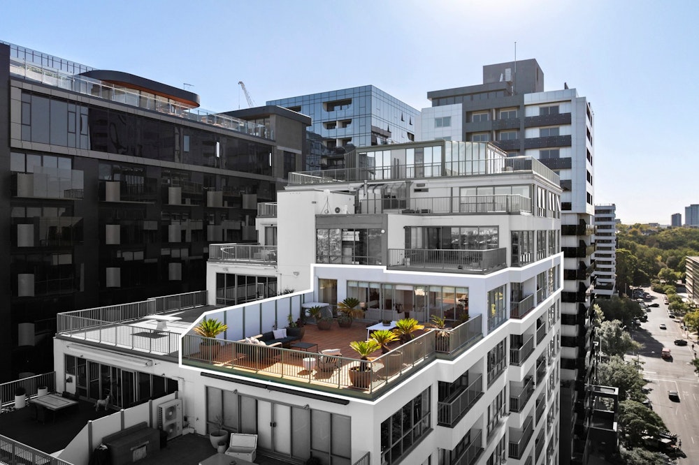 1002/15 Queens Road, Melbourne, 3004 | Marshall White