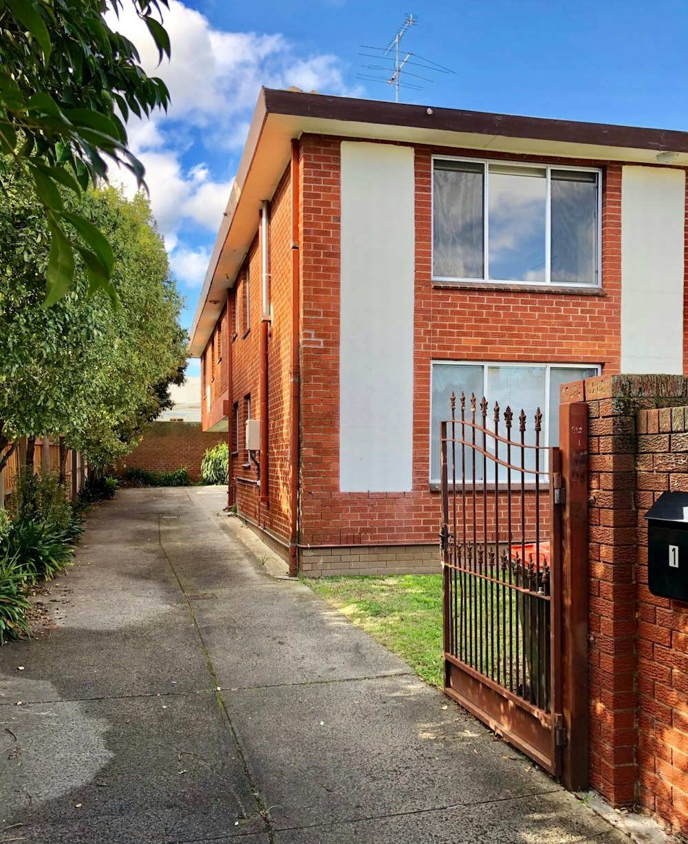 1/9 Stanley Avenue, Hawthorn East, 3123 | Marshall White