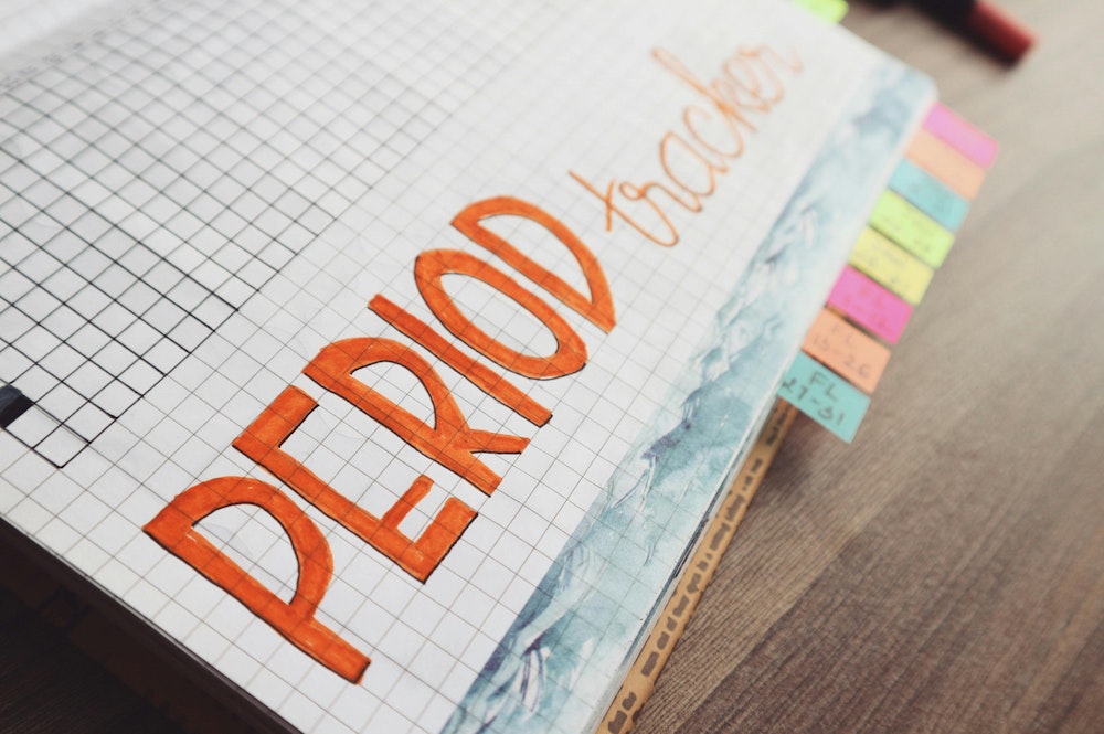 How does a period tracker work for teens? | luna app