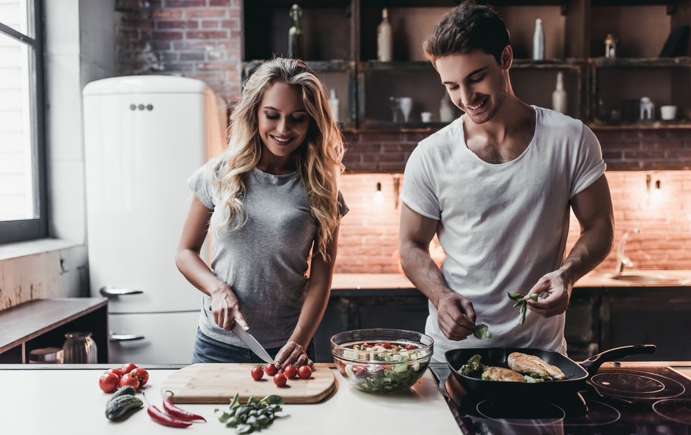 5 Tips To Help You Adjust To Cooking For Two | Evie Magazine