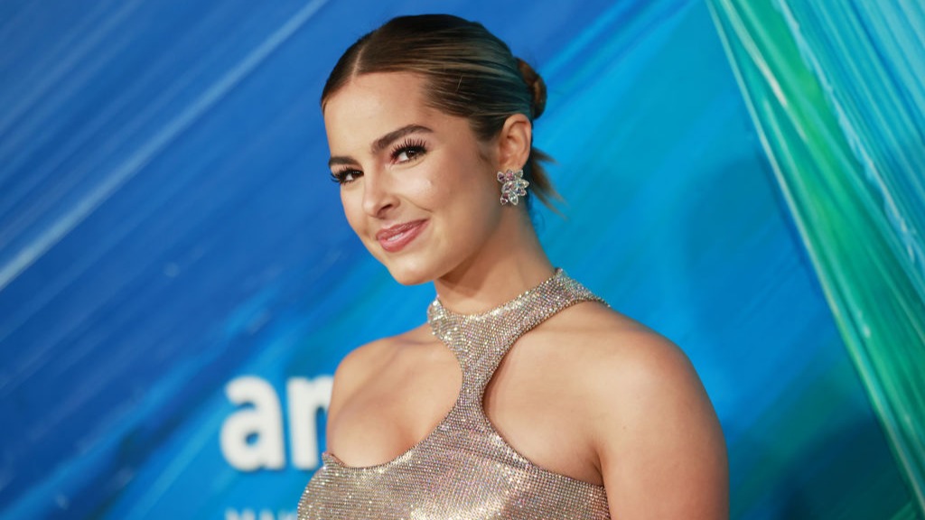 Addison Rae Wears "I Don't Care" Shorts And People Think She's Sending ...