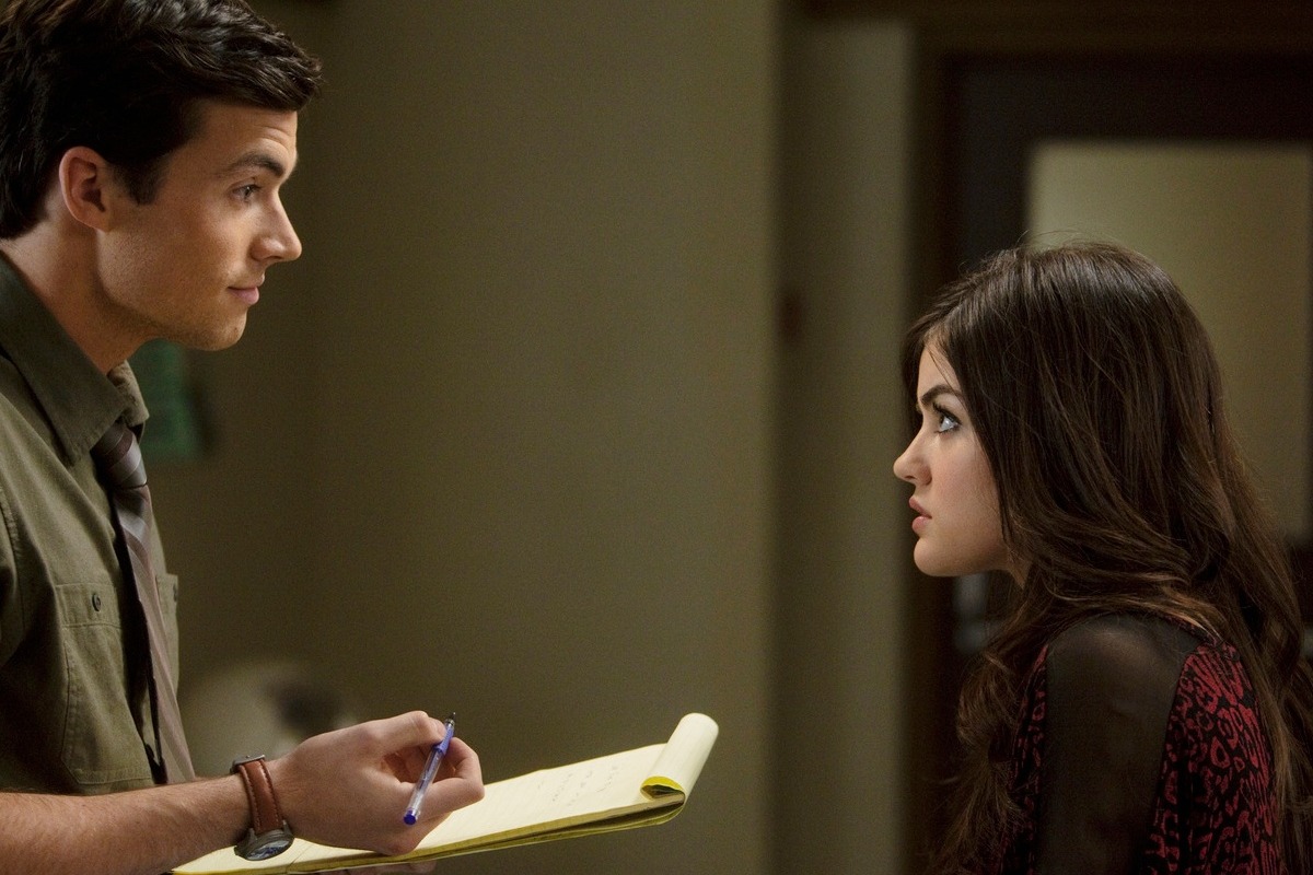 Why Do TV Shows Glorify Teacher/Student Relationships? | Evie Magazine